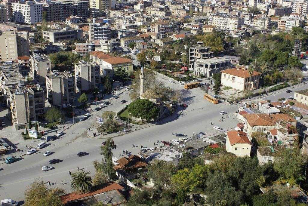 Dyqane tek Xhamia Vlore | Vlorë | MerrJep.al Dyqane tek Xhamia Vlore | Vlorë | MerrJep.al